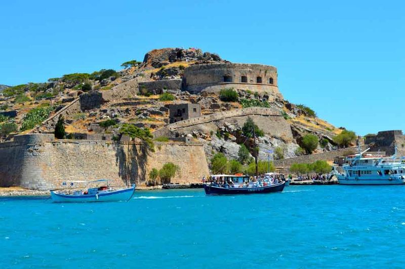 Secretes of Crete The history of Spinalonga island